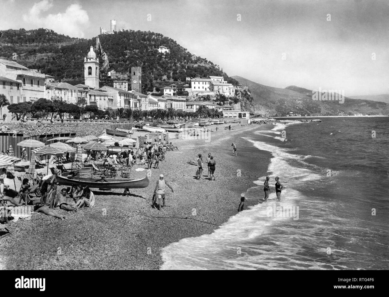beach of noli, liguria, italy 1950 Stock Photo - Alamy