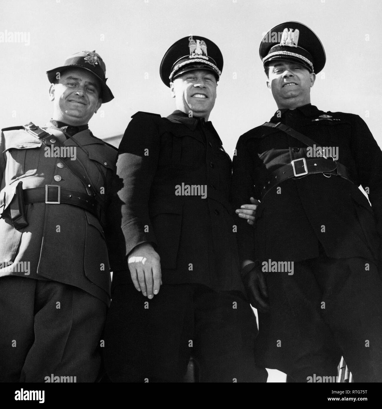 Military hierarchies hi-res stock photography and images - Alamy