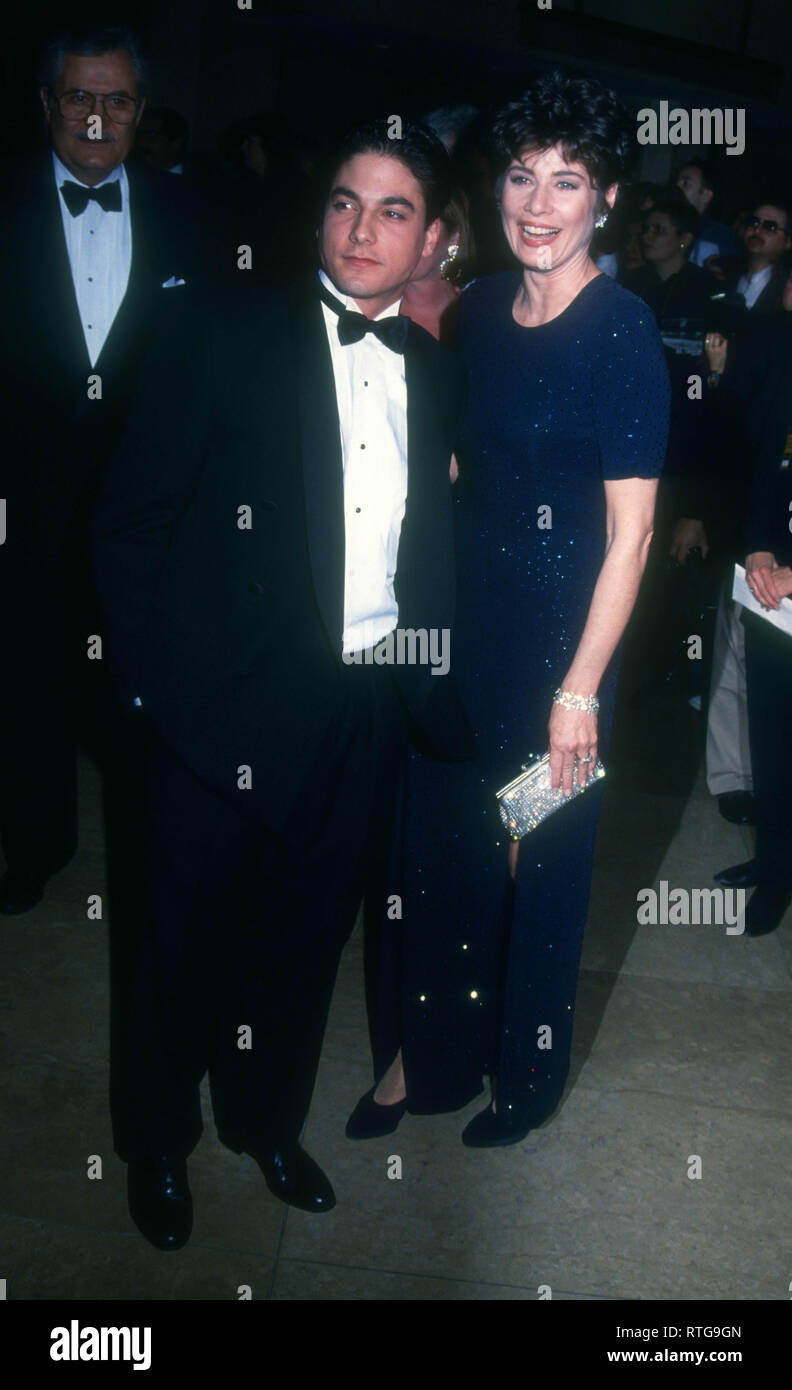 BEVERLY HILLS, CA - FEBRUARY 4: Actor Bryan Dattilo and actress Deborah ...