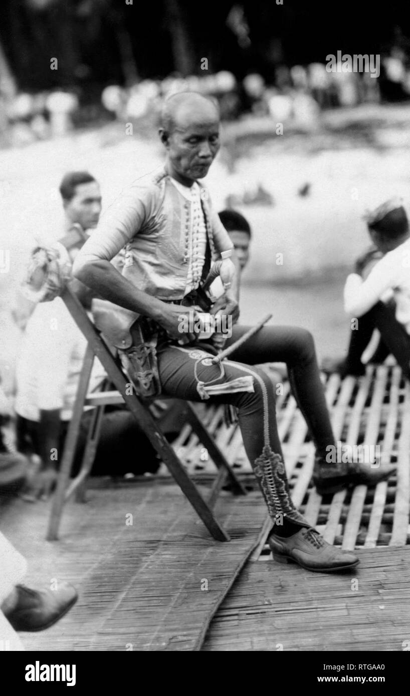 Moro people philippines Black and White Stock Photos & Images - Alamy