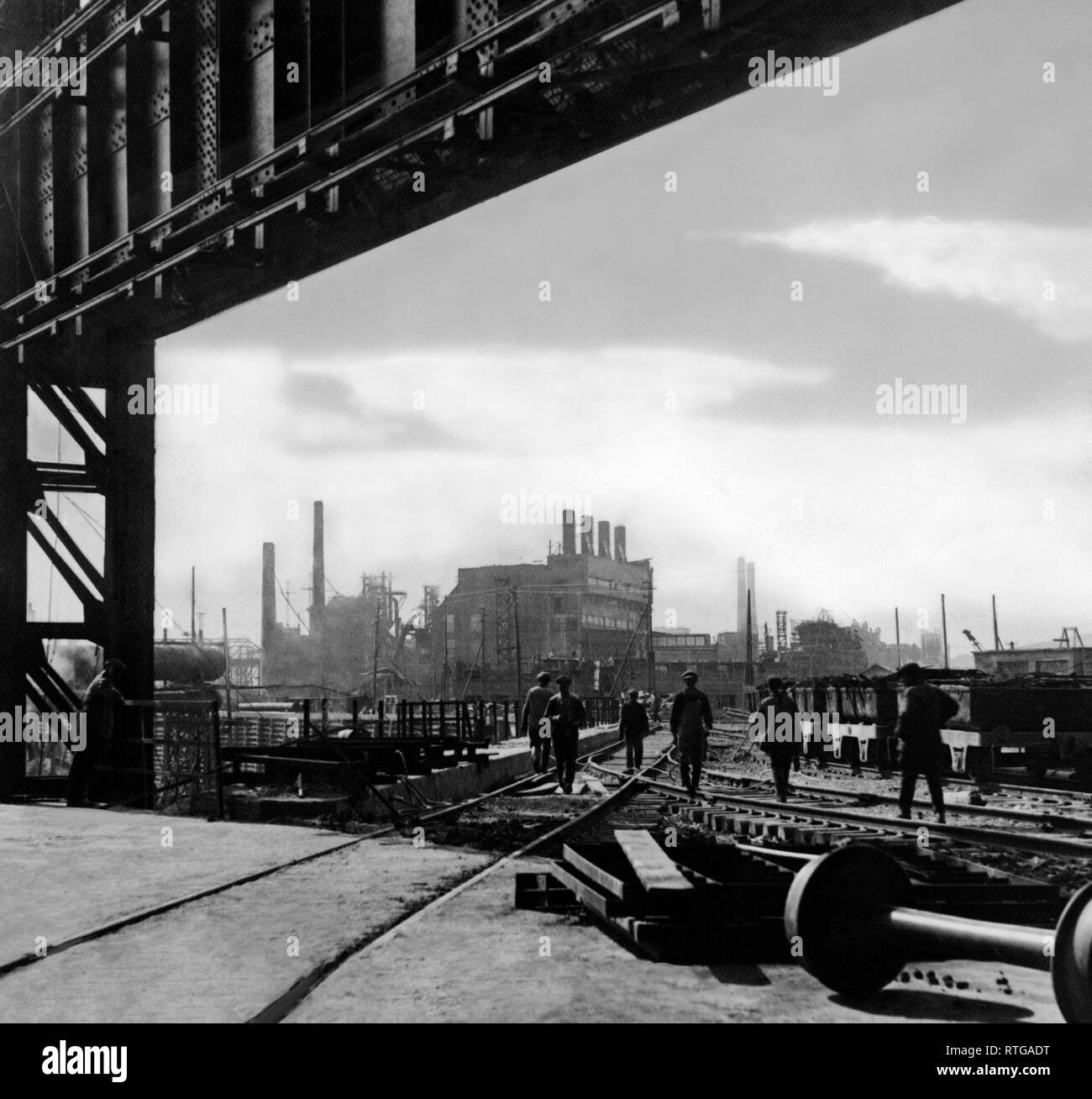 Metallurgical plant industrial steel Black and White Stock Photos ...