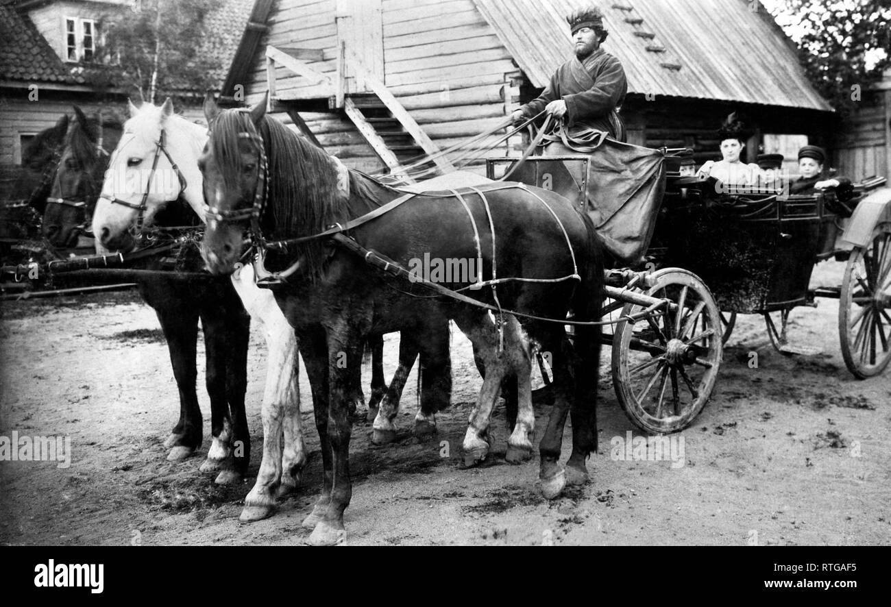 Carriages 1900 Black and White Stock Photos & Images - Alamy