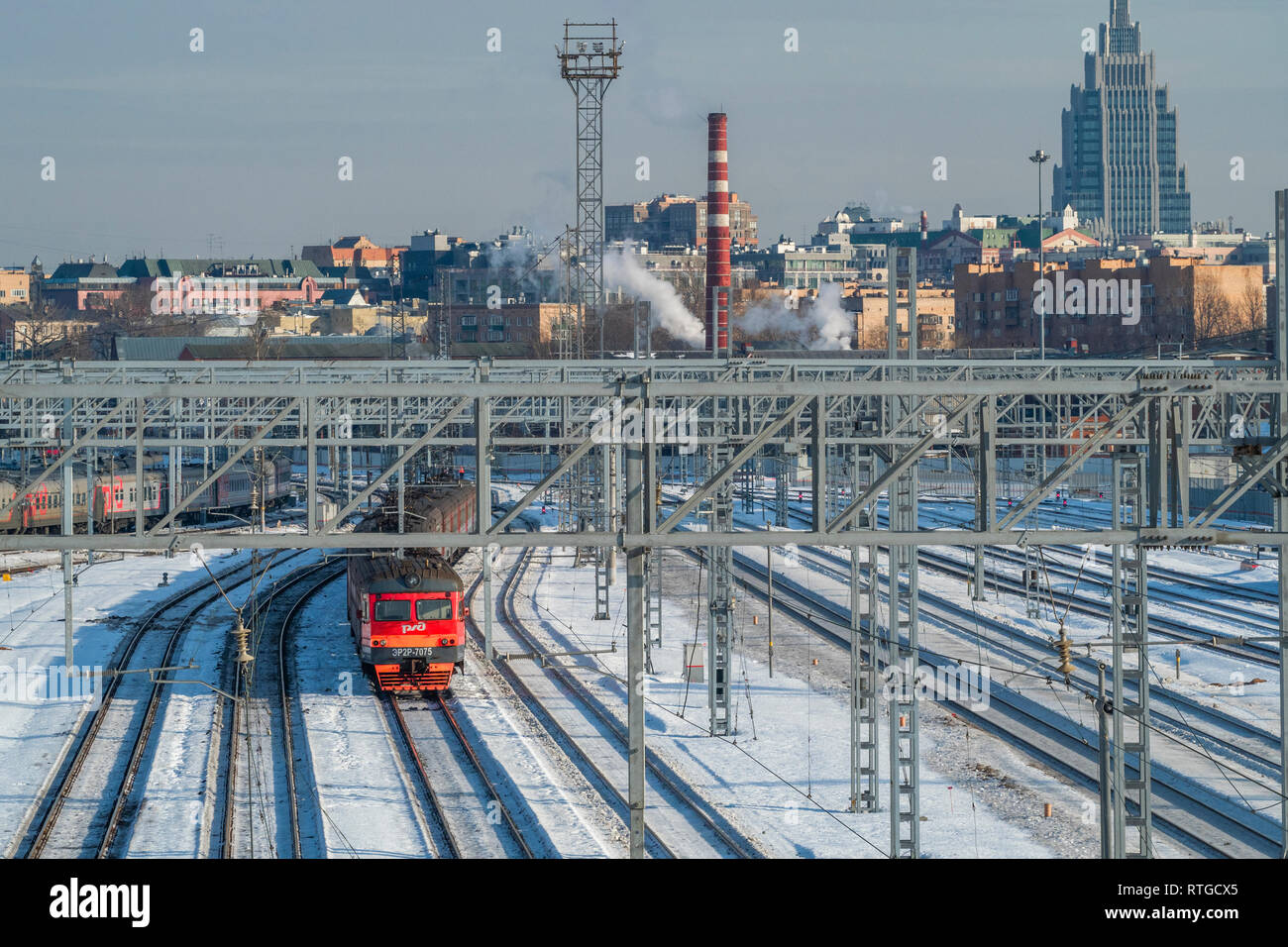 Russia, Moscow. Railway lines Stock Photo - Alamy