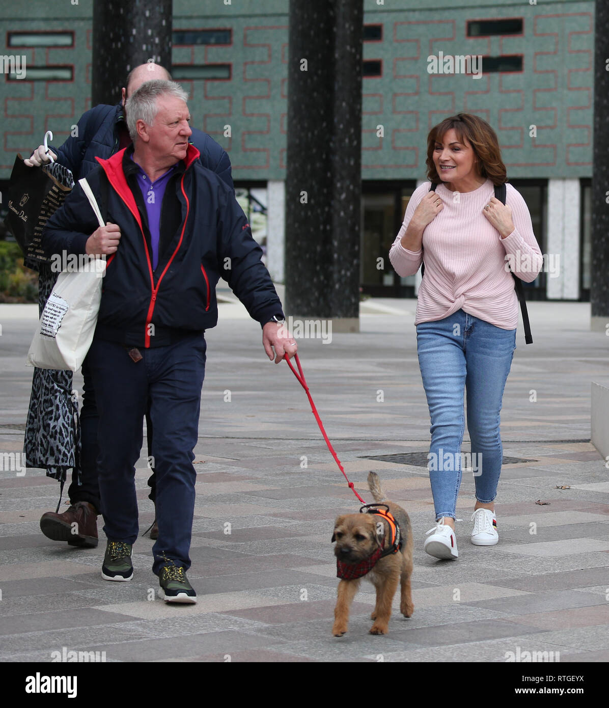 Lorraine kelly husband steve smith hi-res stock photography and images ...