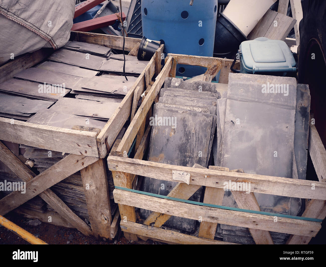 Purple slate roof hi-res stock photography and images - Alamy