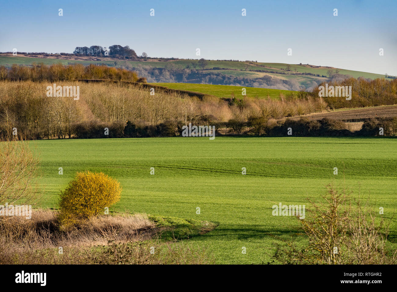 English countryside in the winter hi-res stock photography and images ...