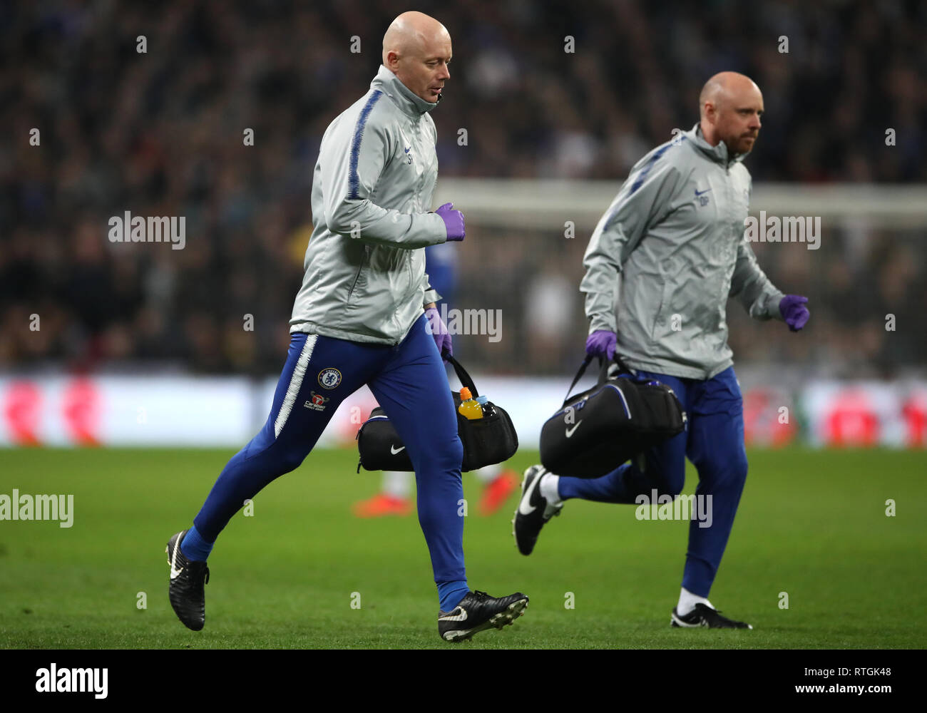 Chelsea medical staff Stock Photo - Alamy