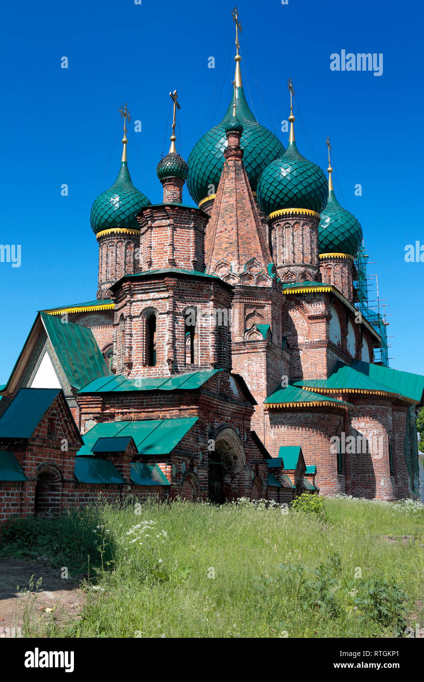 St. John Chrysostomos church (1649-1654), Korovniki, Yaroslavl region ...