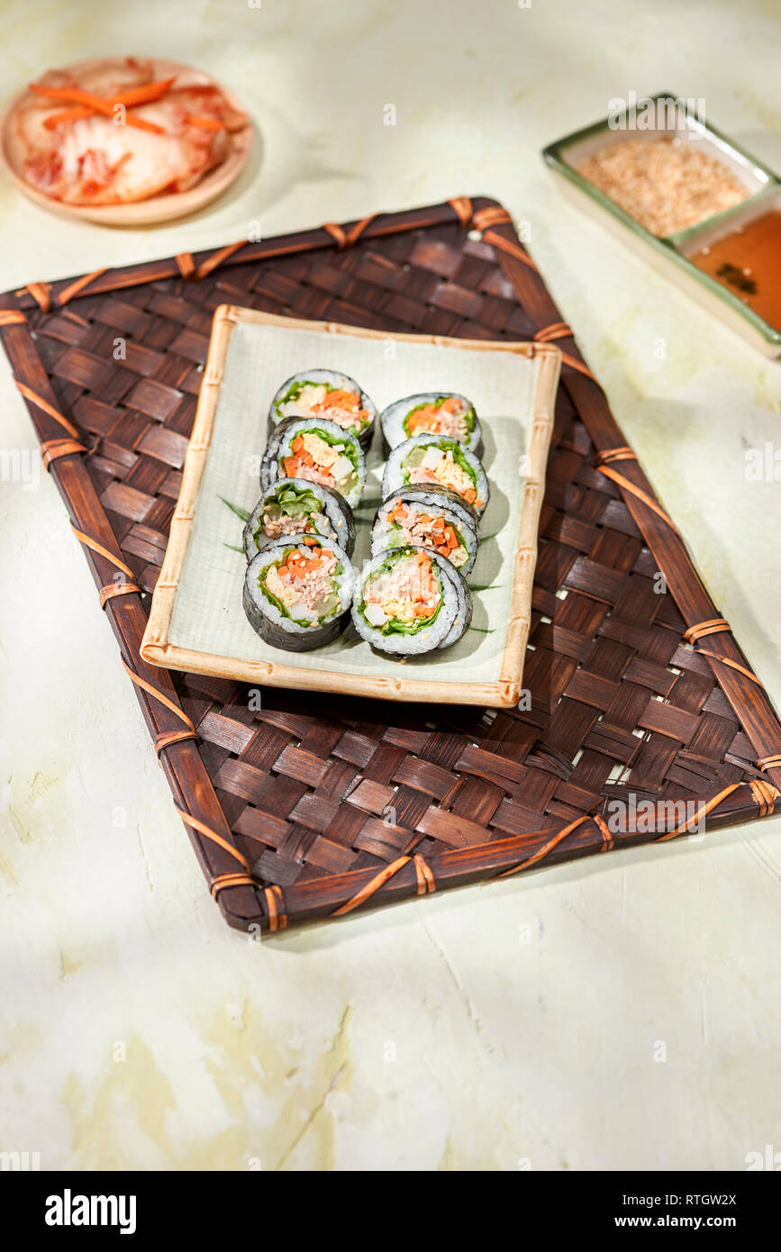 Gimbap hi-res stock photography and images - Alamy