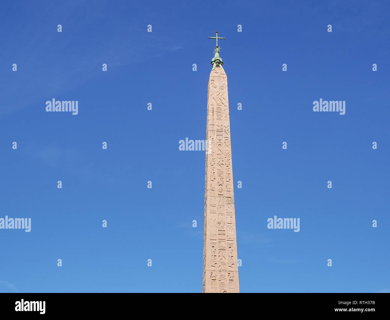 The flaminio obelisk in piazza del popolo roma hi-res stock photography ...