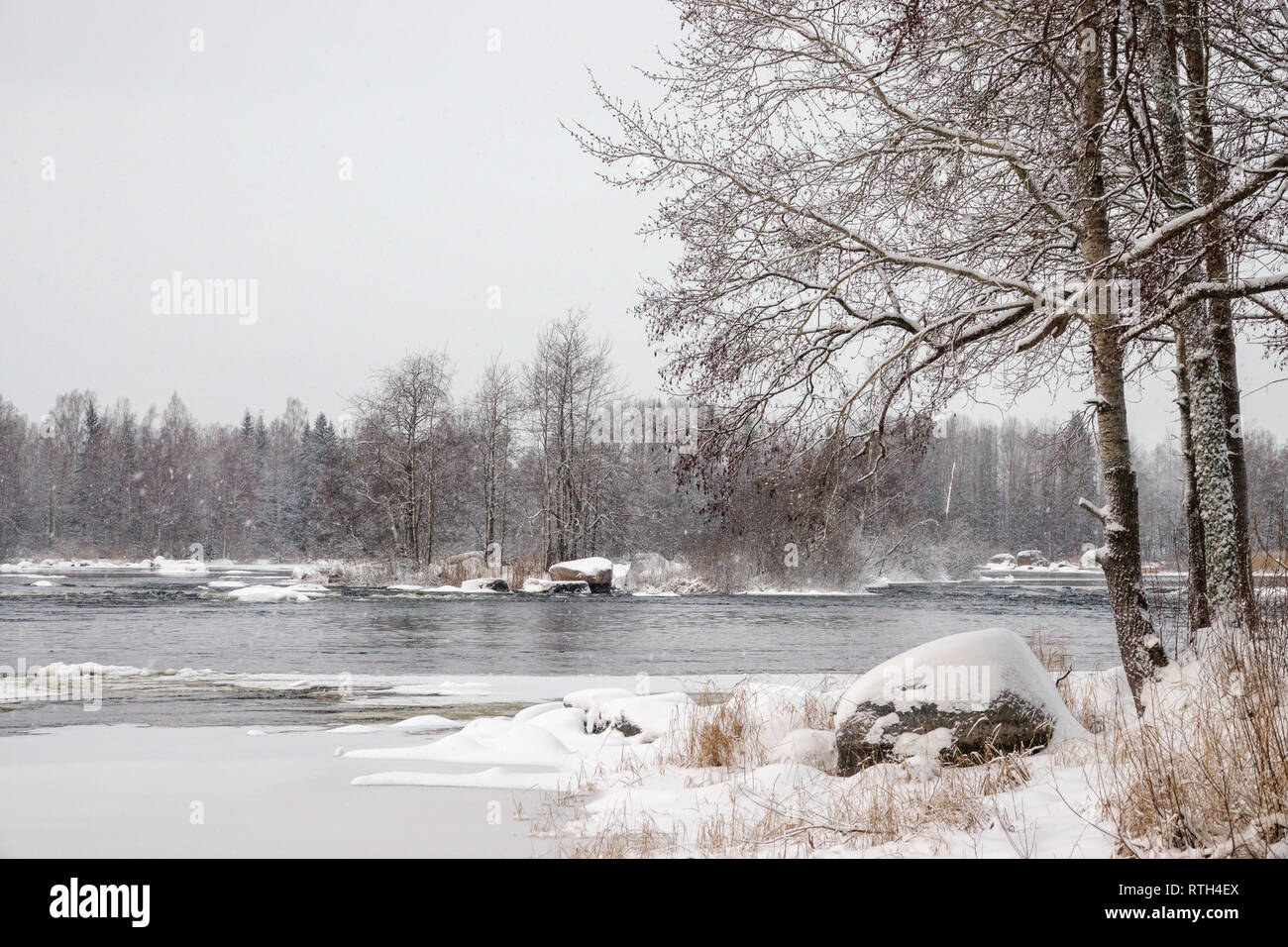 Frozen river cascade icicles hi-res stock photography and images - Alamy