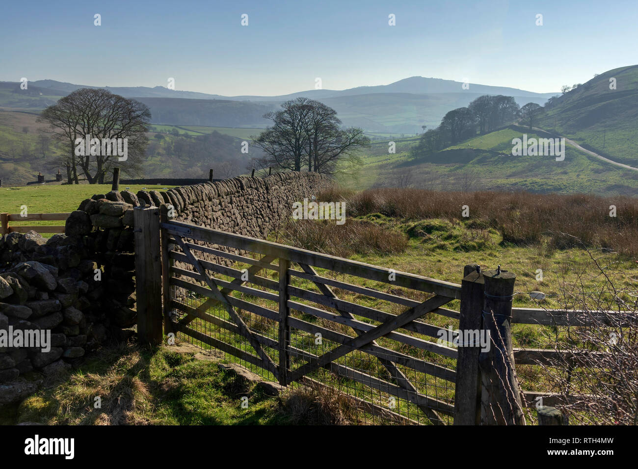 Derbyshire moors hi-res stock photography and images - Alamy