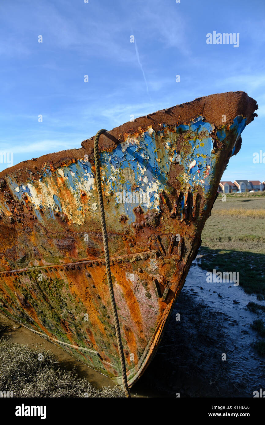 Rusting boat wreck on the shore of the River Wyre estuary at Fleetwood in Lancashire, UK Stock ...