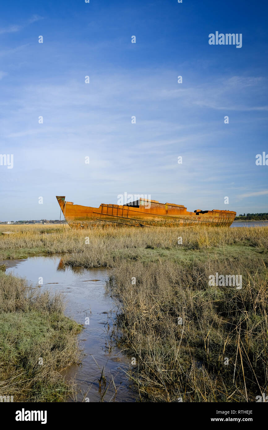 Rusting boat wreck on the shore of the River Wyre estuary at Fleetwood in Lancashire, UK Stock ...
