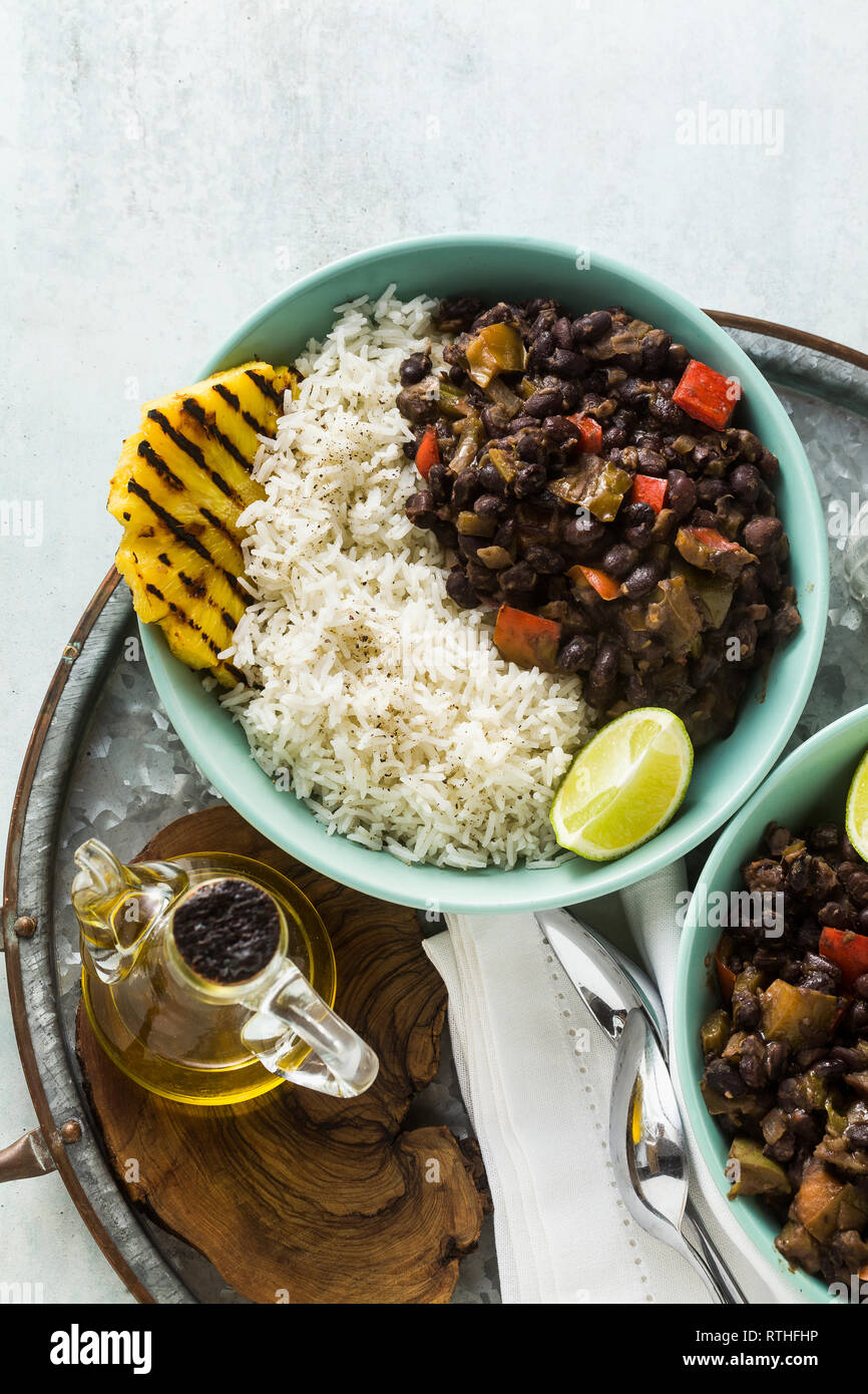 Cuban rice and black bean dish with grilled pineapple. Healthy Vegan ...