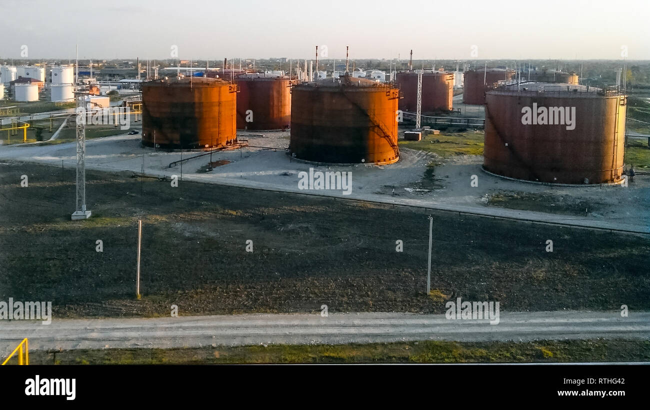 Tank the vertical steel. Oil refinery. Equipment for primary oil ...