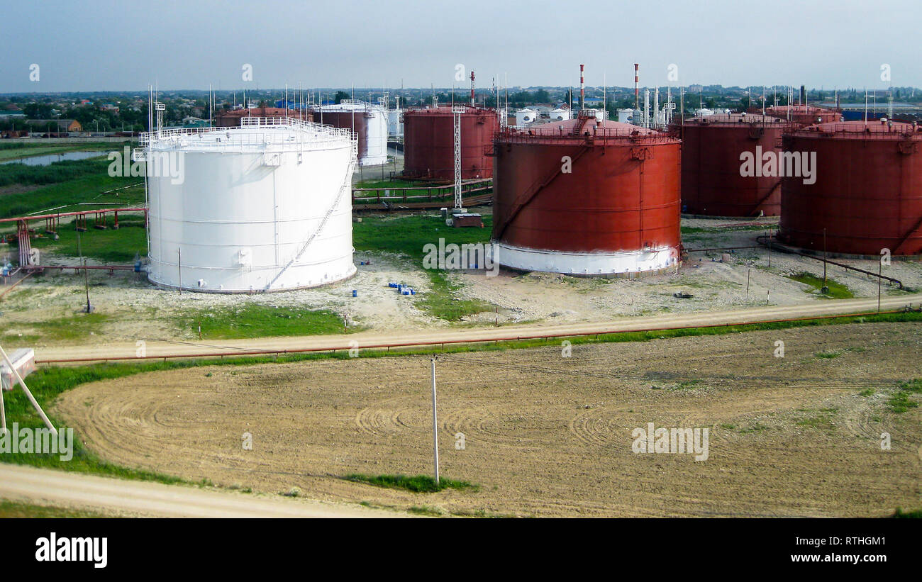 Tank the vertical steel. Capacities for storage of oil, gasoline ...