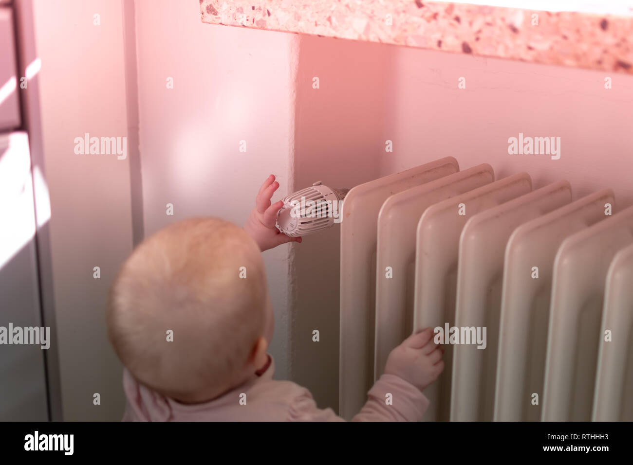 Manual heating thermostat hi-res stock photography and images - Alamy