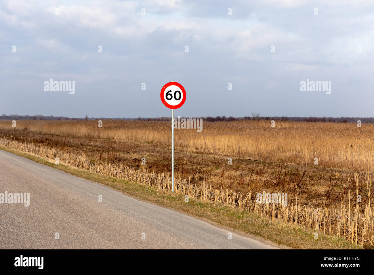Speed limit sign 60 hi-res stock photography and images - Alamy