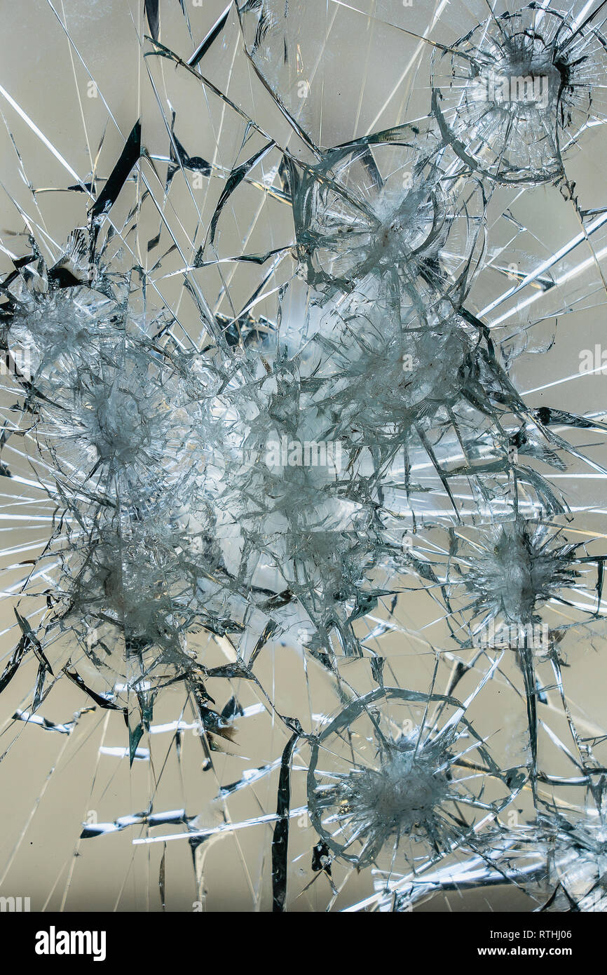 Bulletproof glass hi-res stock photography and images - Alamy