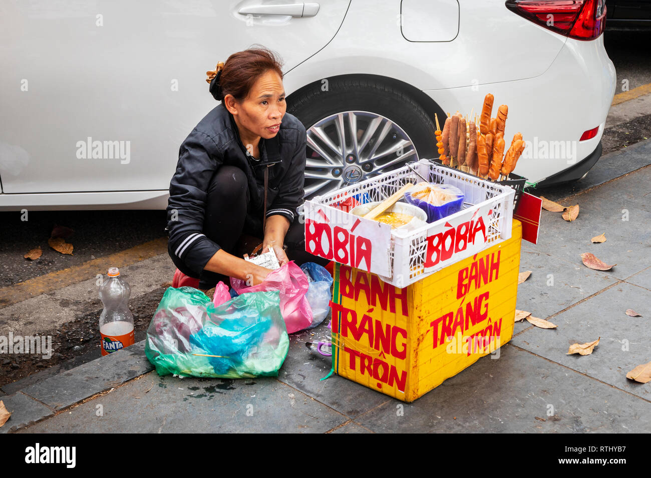 Pavement sidewalk street hi-res stock photography and images - Alamy