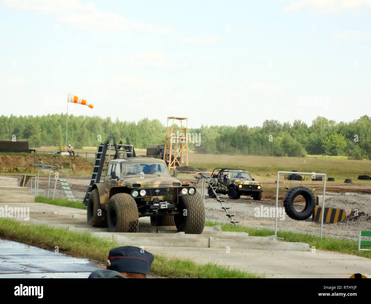 Army offroading hi-res stock photography and images - Alamy