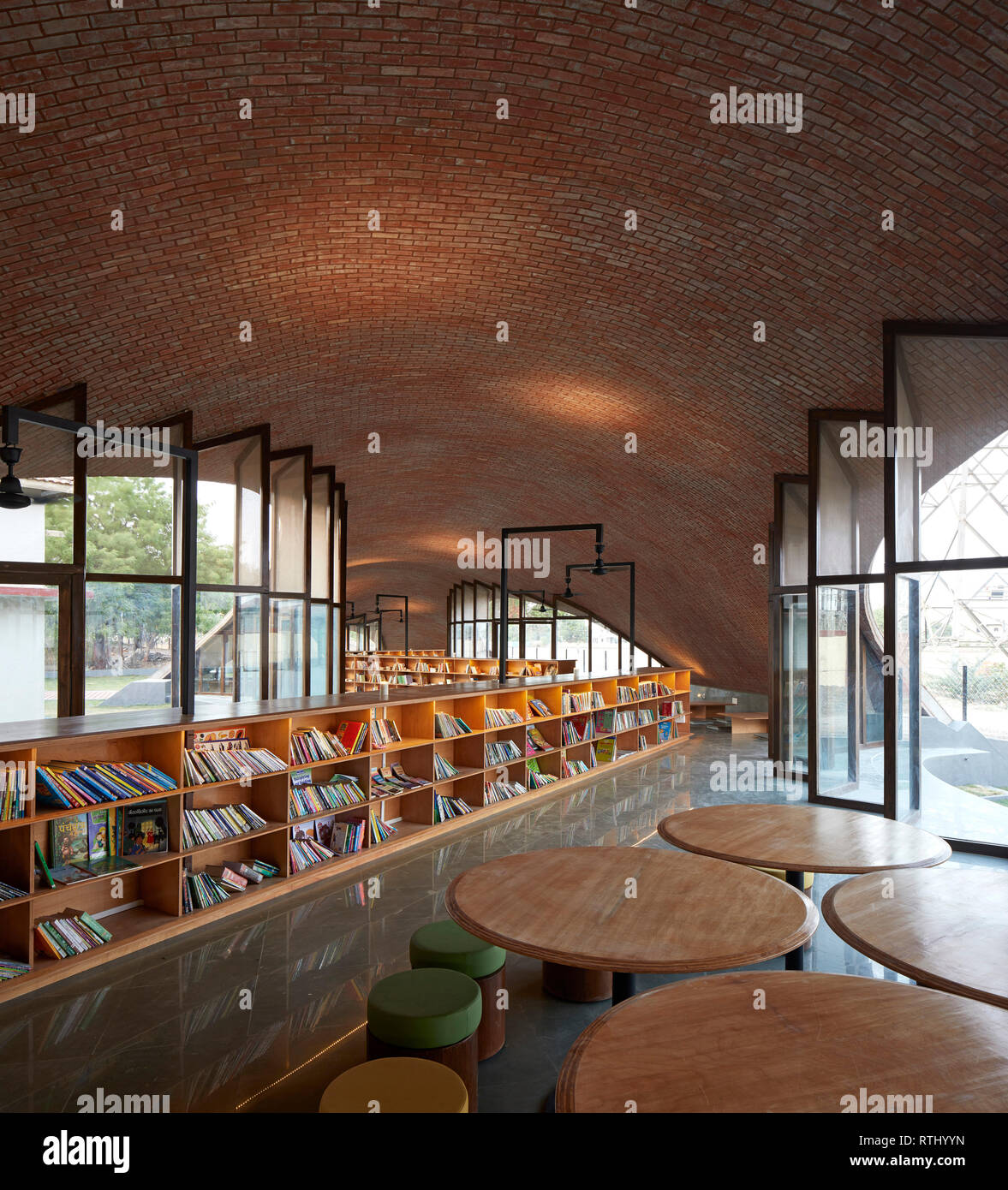 Interior view towards dusk. Maya Somaiya Library, Kopargaon/Maharashtra ...