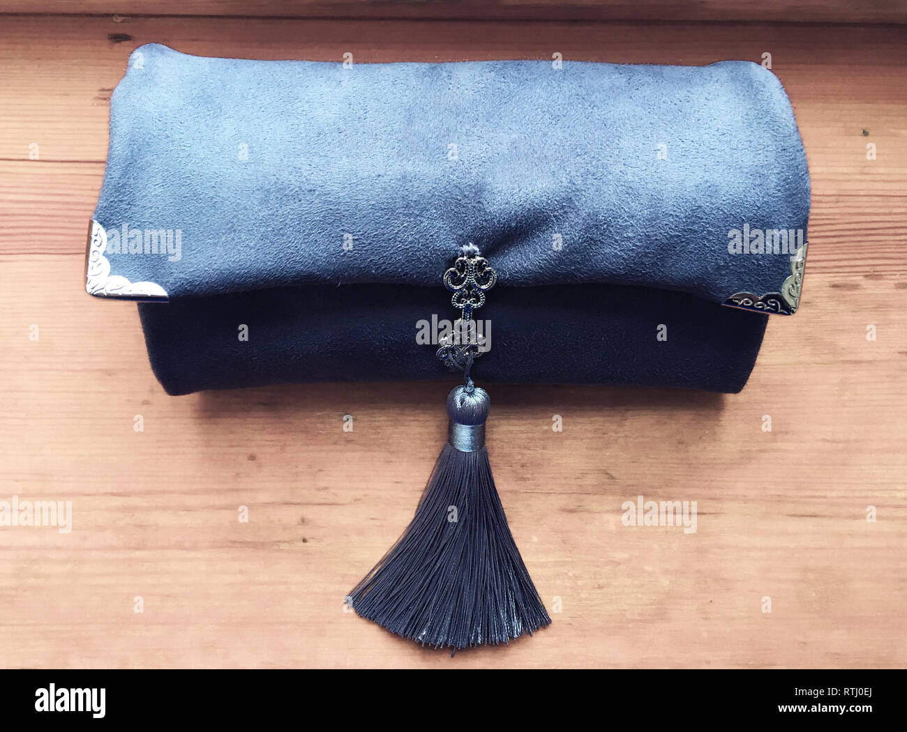 Set of retro pure wine aromas used for sommelier trailing velvet bag ...