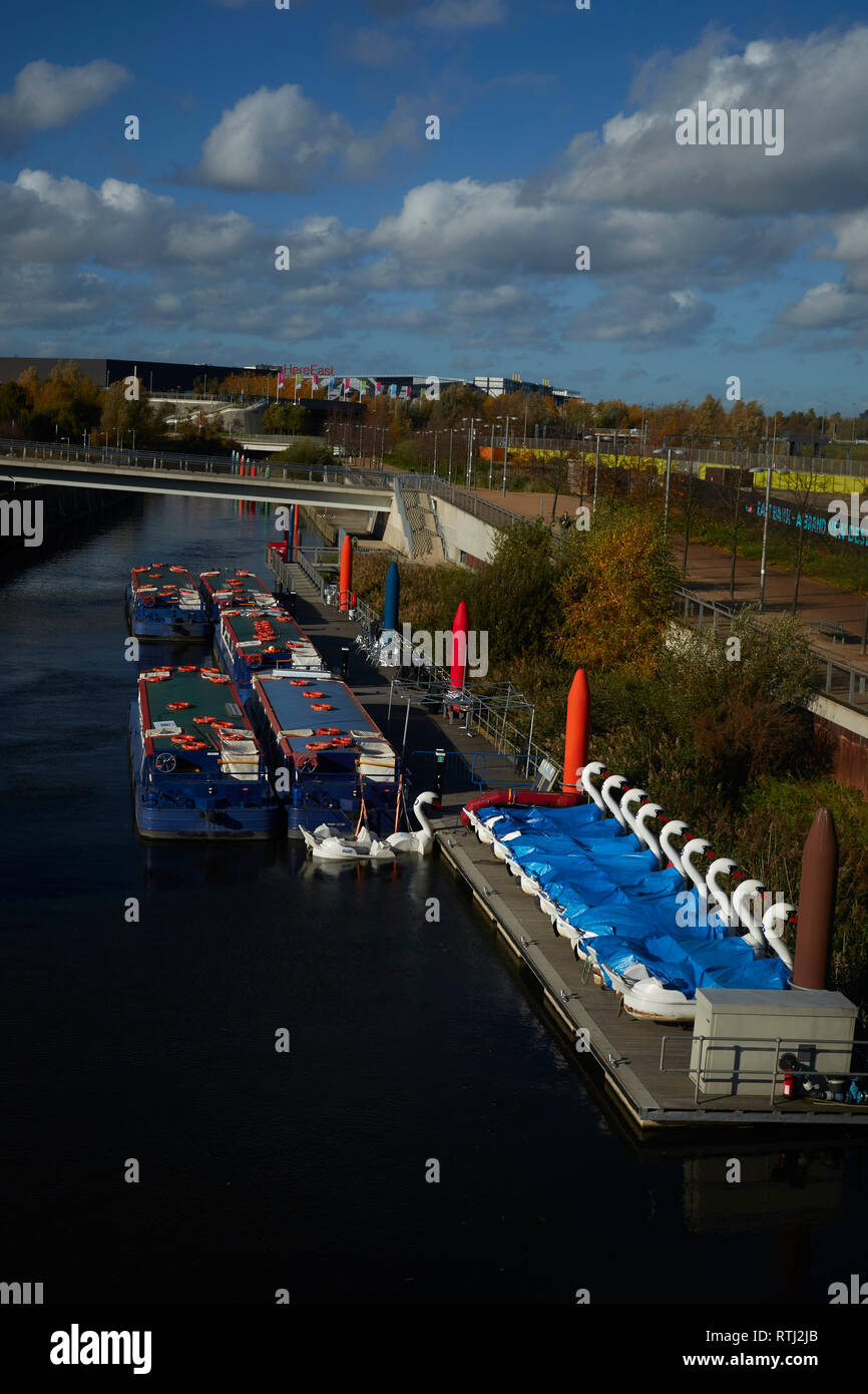 Lea river landscape with barges in the Lea Valley at the Queen ...