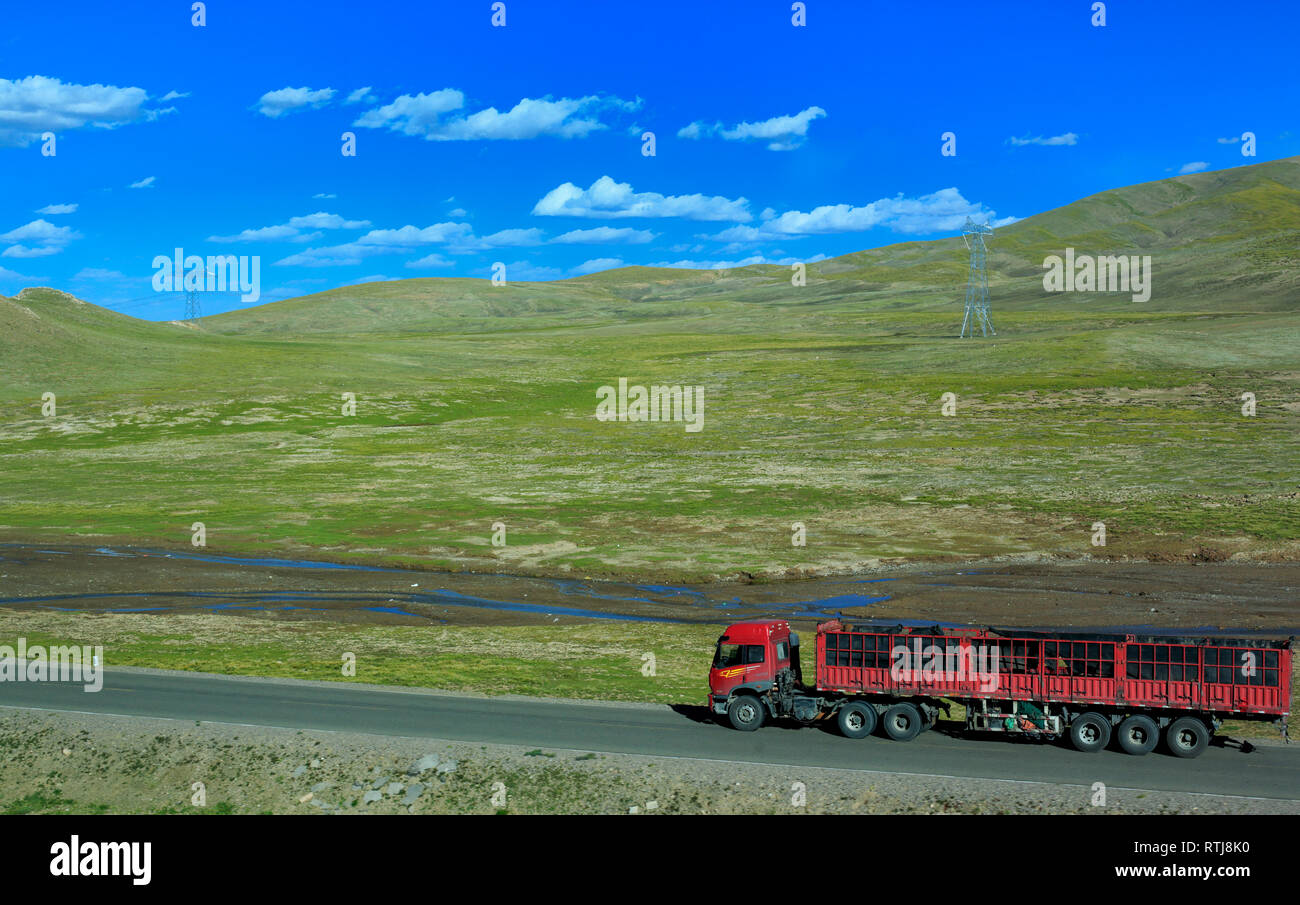 Trans tibetan railway hi-res stock photography and images - Alamy