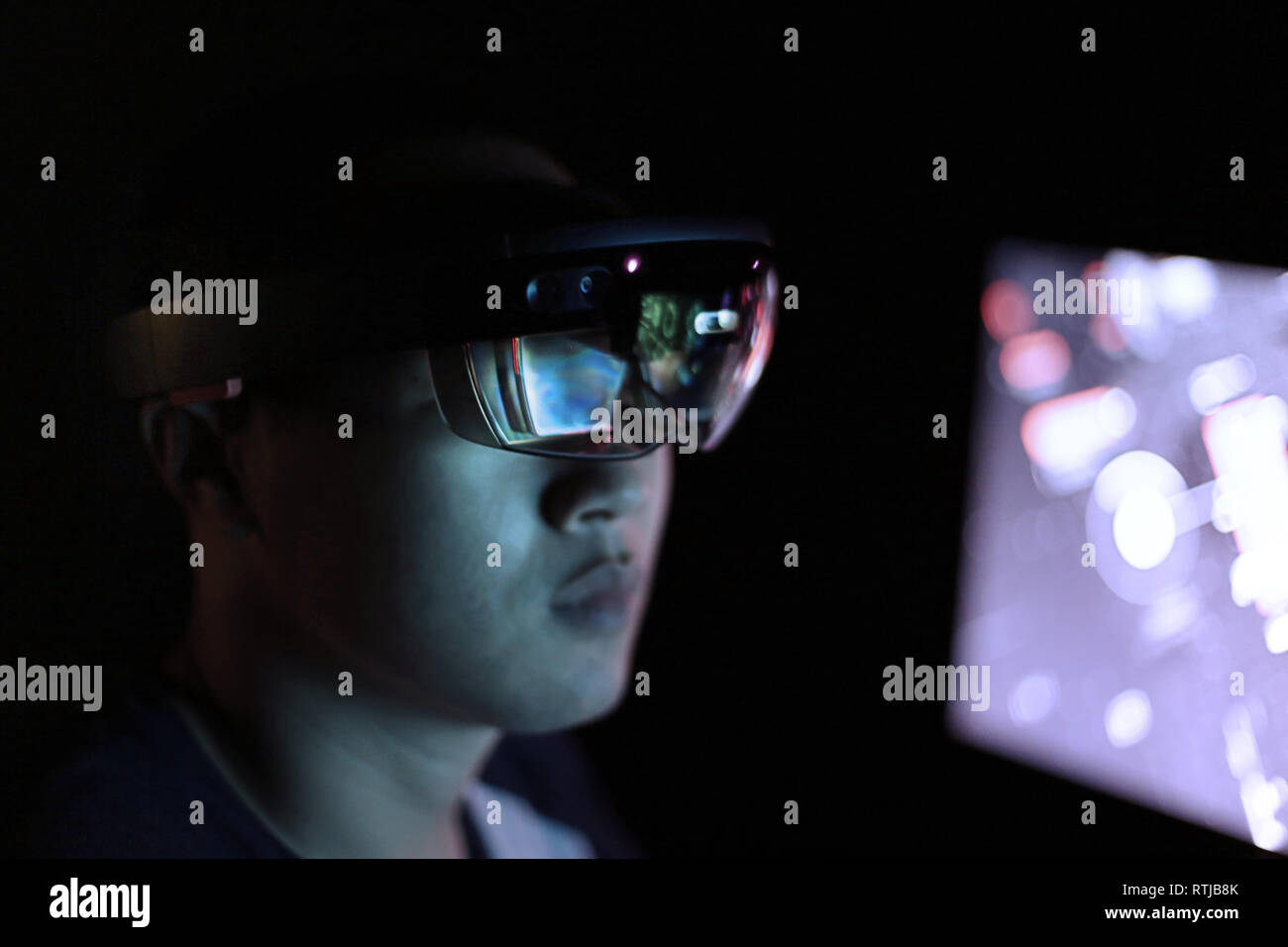 3d glasses vector hi-res stock photography and images - Alamy