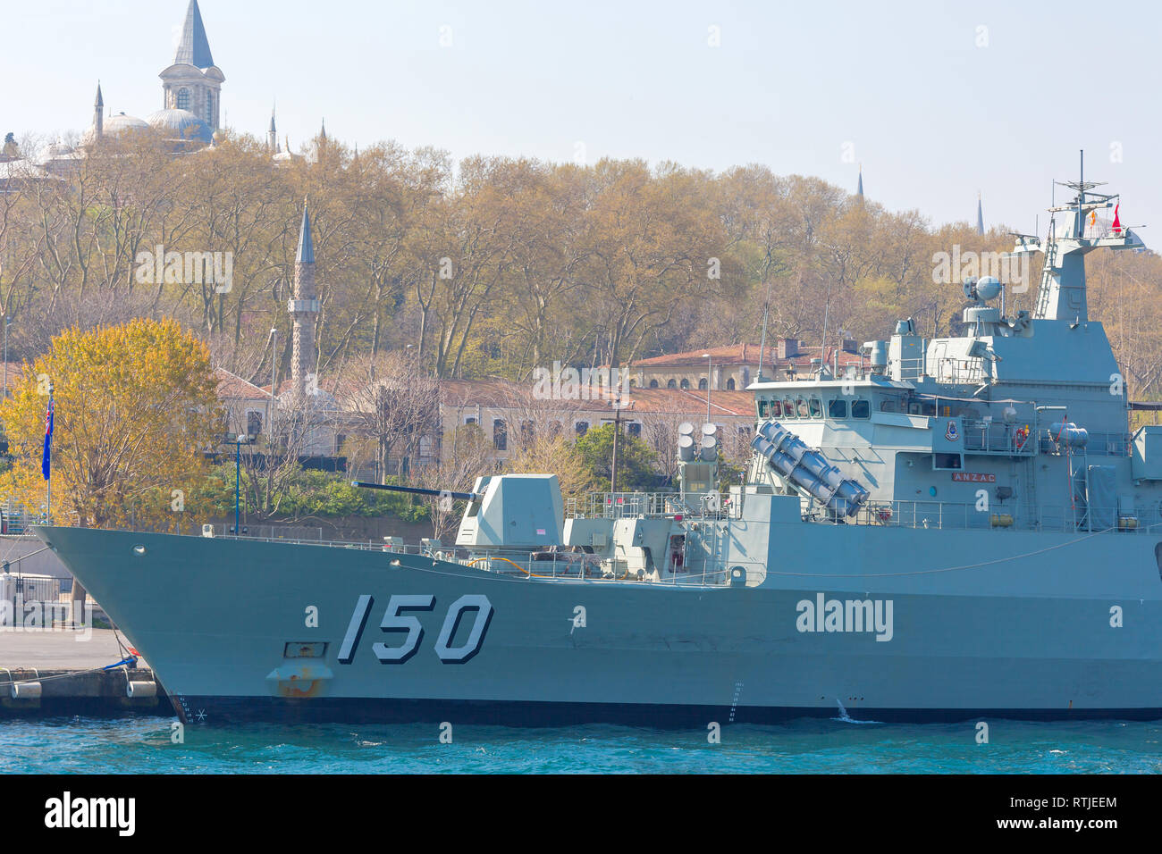 Hmas anzac hi-res stock photography and images - Alamy