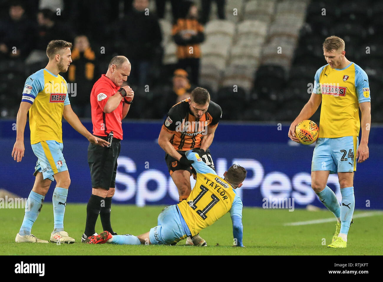 Pick me up off the floor hi-res stock photography and images - Alamy