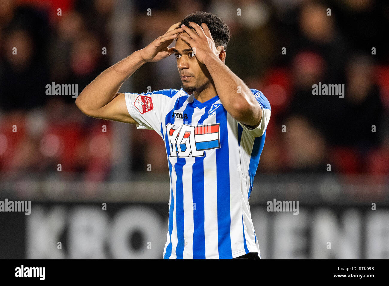 Elisha sam hi-res stock photography and images - Alamy