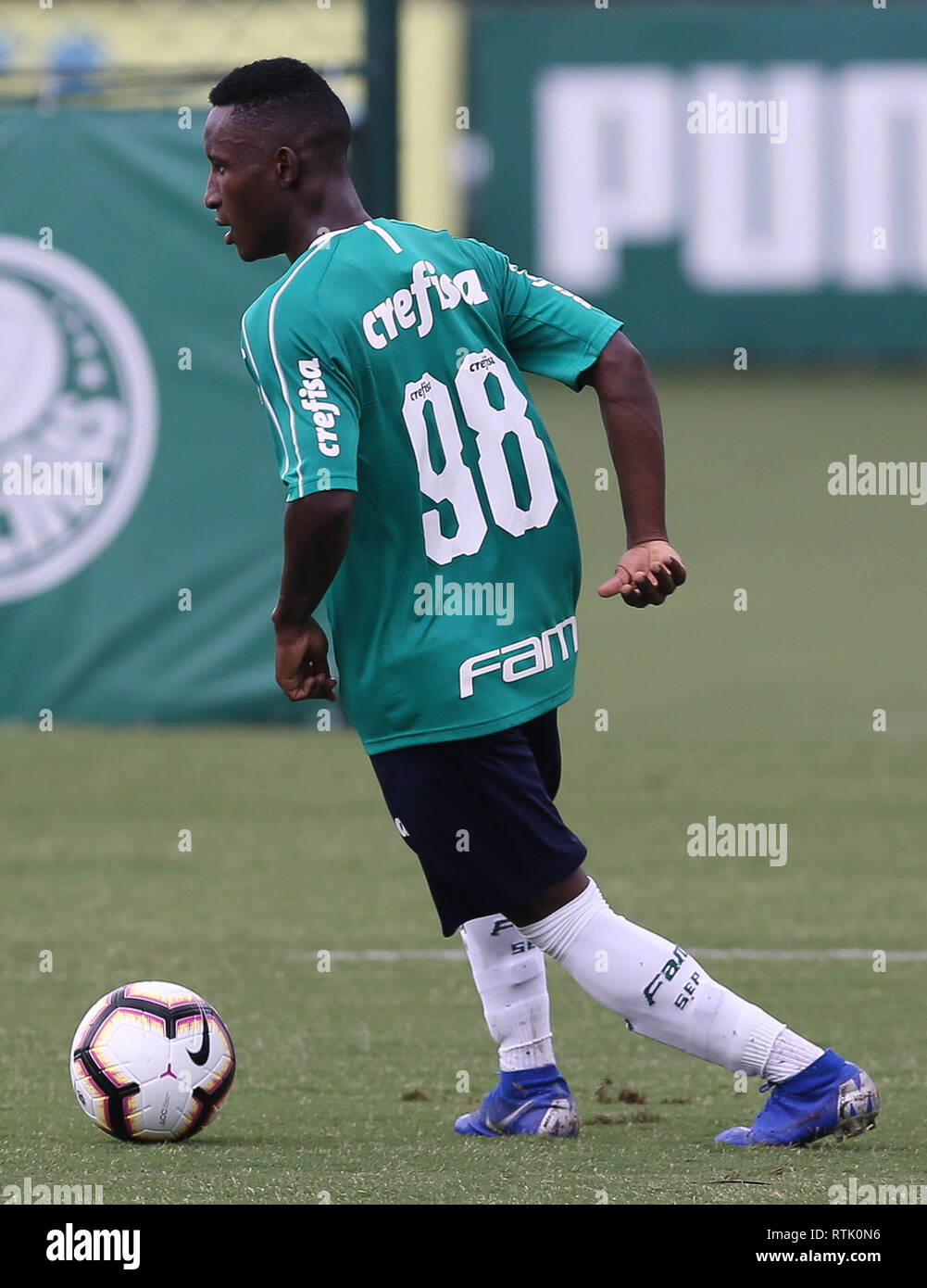 Angulo player hi-res stock photography and images - Alamy