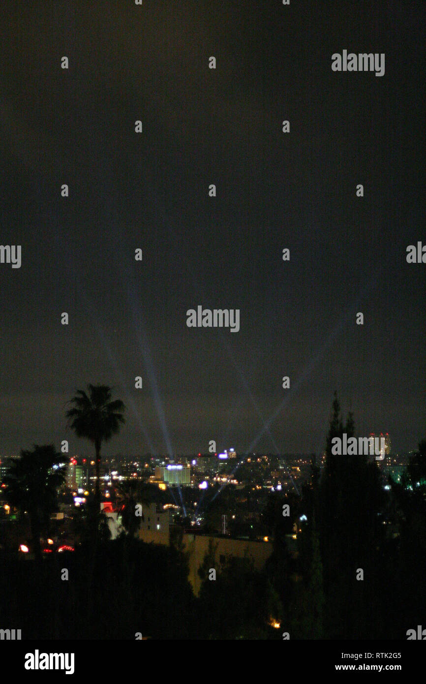 Klieg lights los angeles hi-res stock photography and images - Alamy