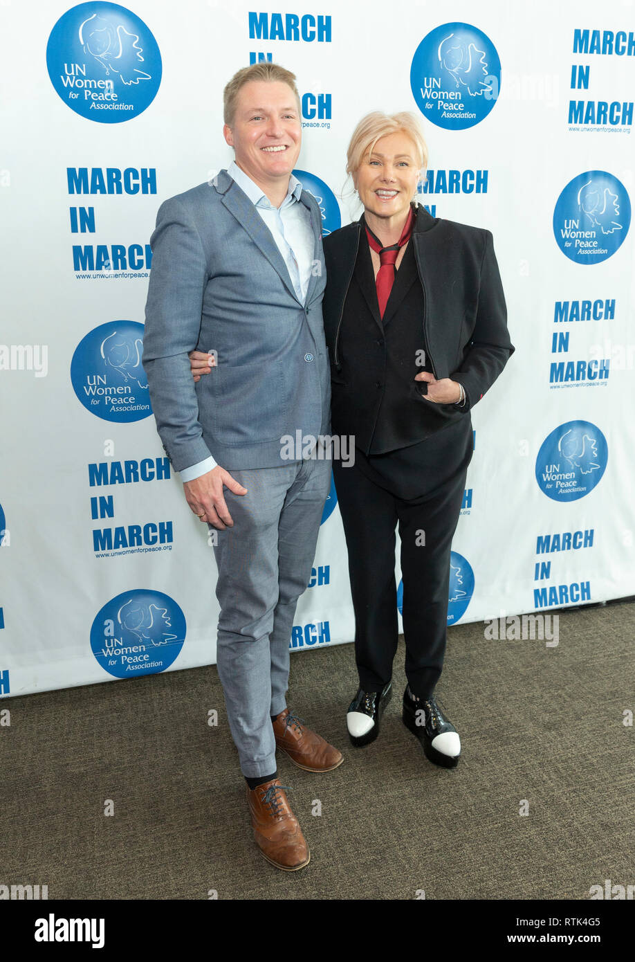 Deborra lee furness and nicholas evans hi-res stock photography and ...