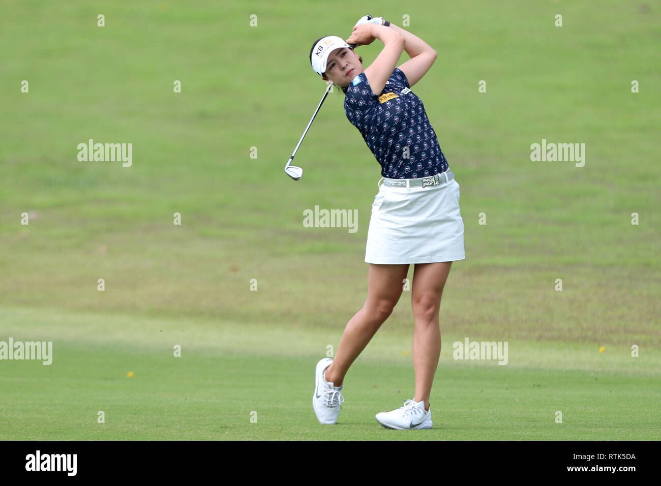 Singapore. 2nd Mar, 2019. In Gee Chun of South Korea plays a shot on ...