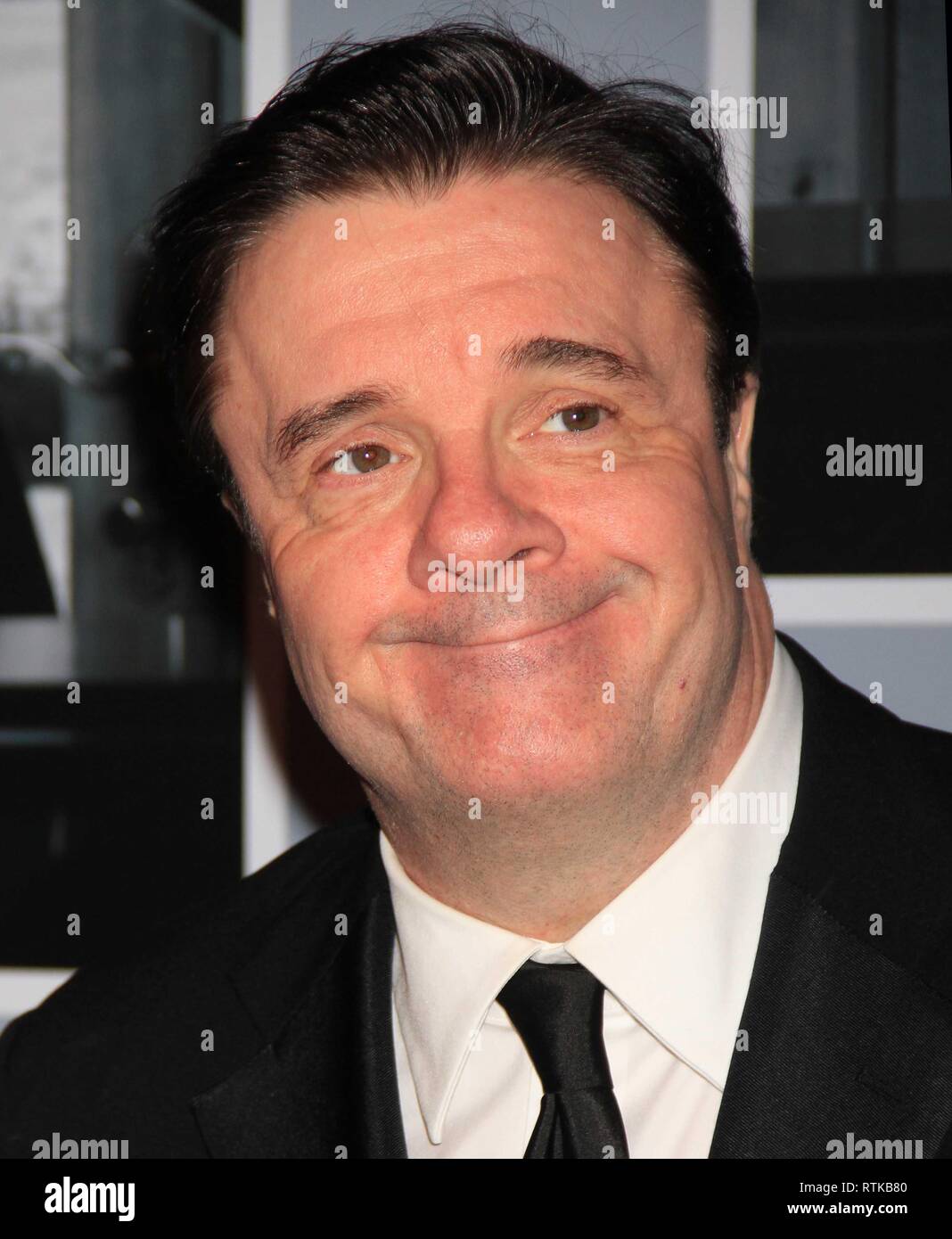 Nathan lane red carpet hi-res stock photography and images - Alamy