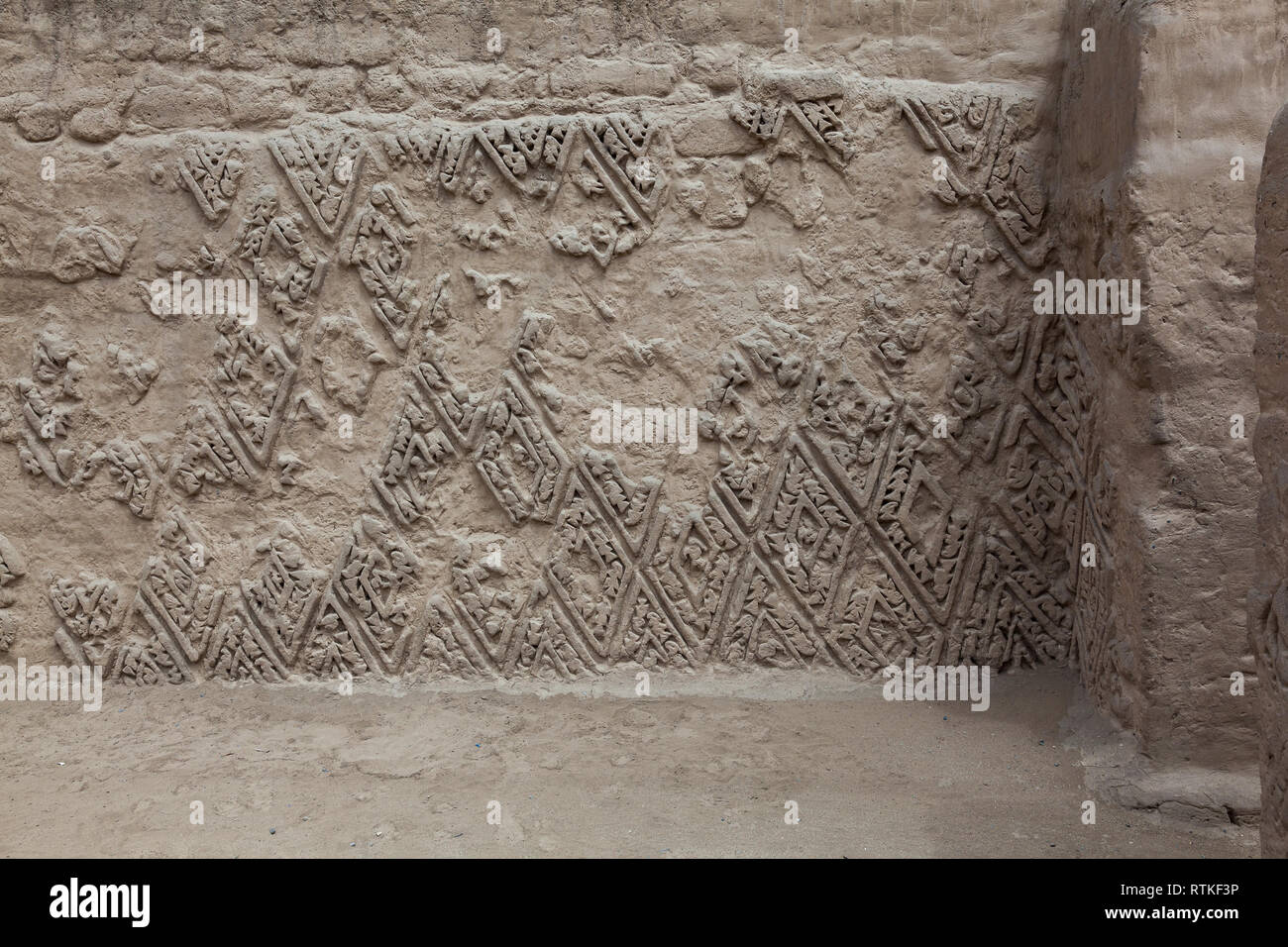 Temple of the dragon peru hi-res stock photography and images - Alamy