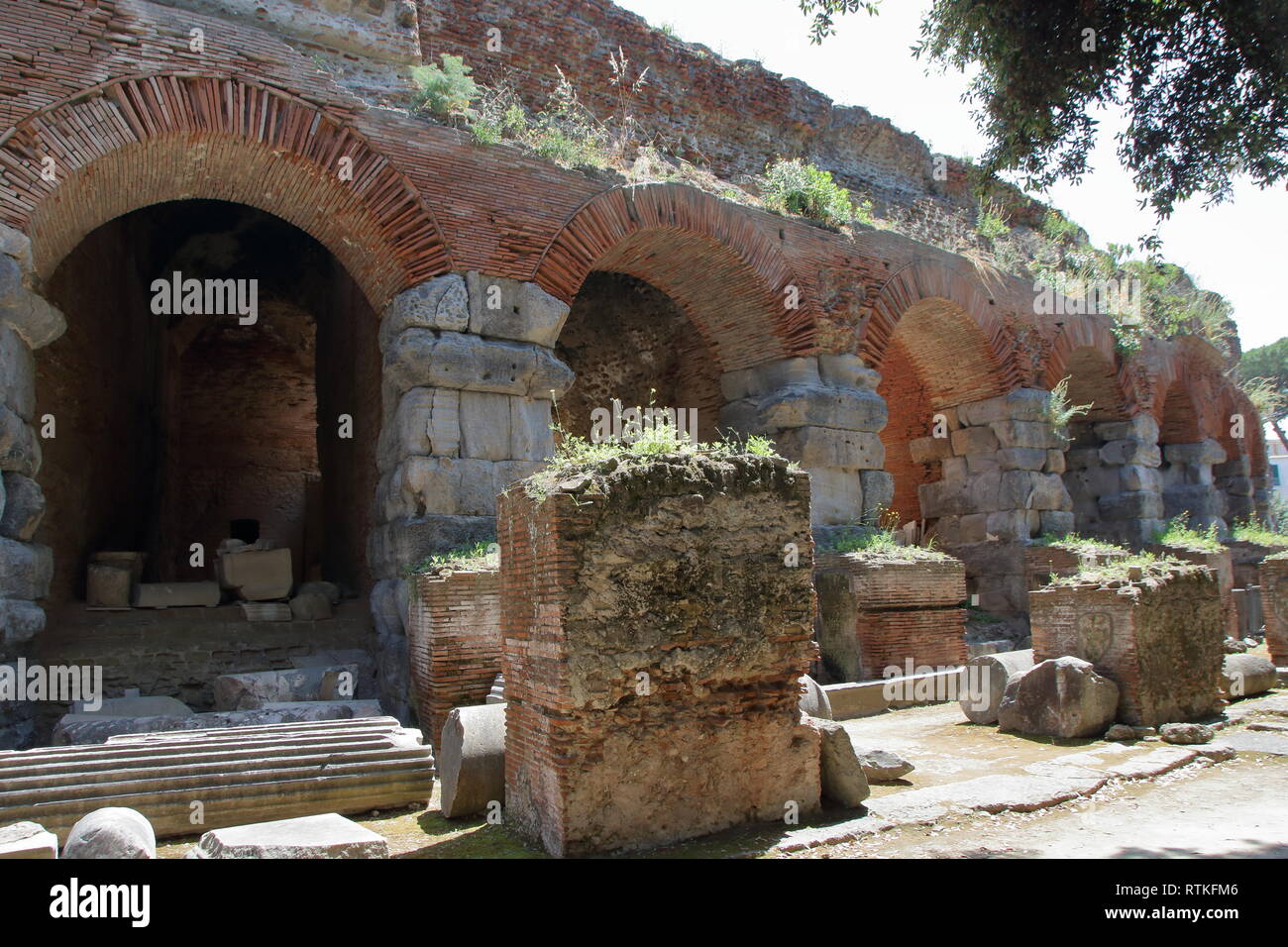 Flavian Amphitheater in Pozzuoli, Italy, the third largest Roman ...