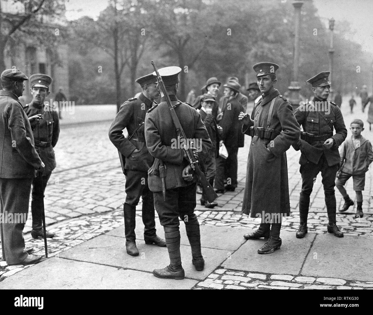German police equipment Black and White Stock Photos & Images - Alamy