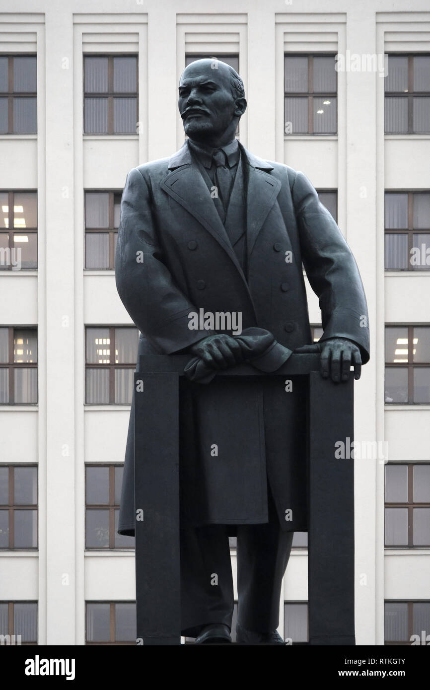 Belarus belarusian lenin statue hi-res stock photography and images - Alamy