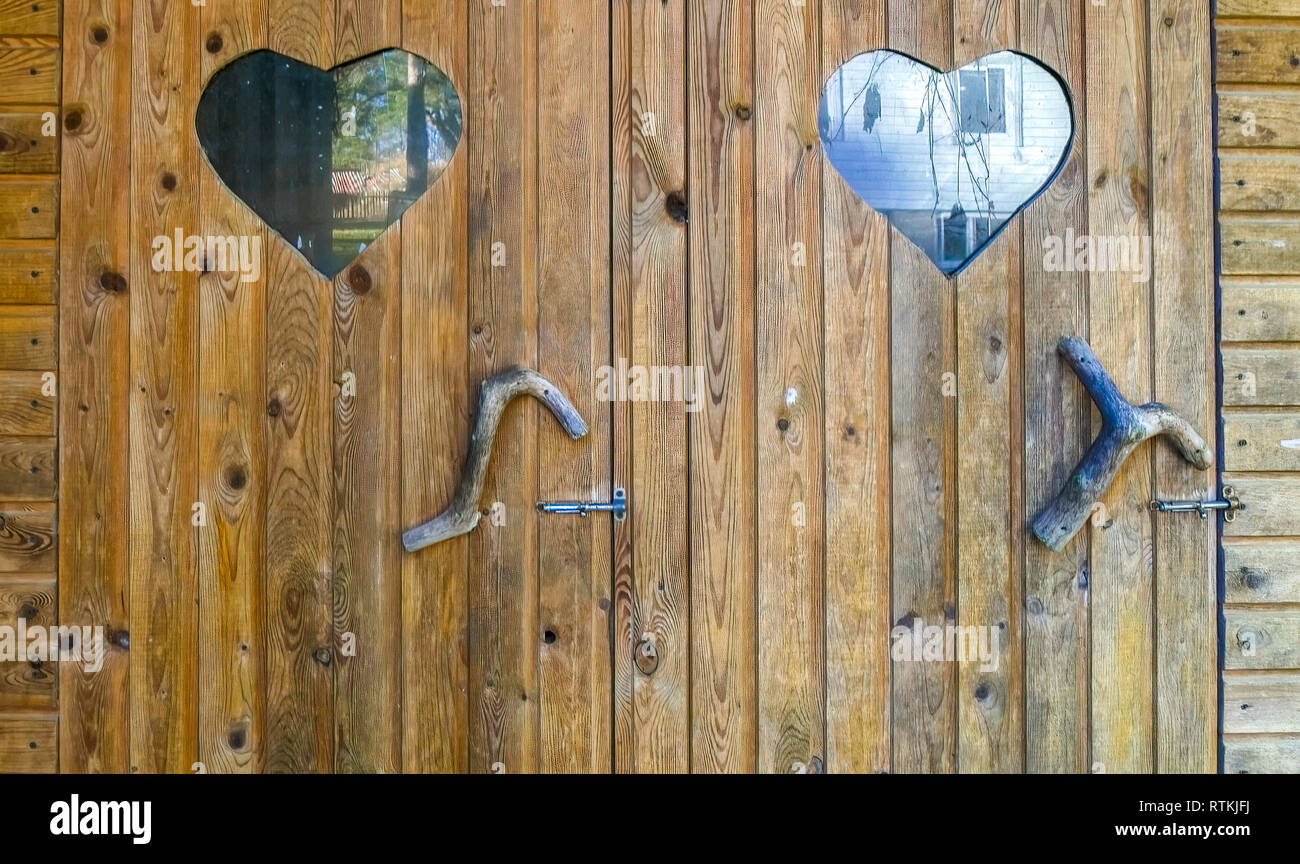 Toilet shaped house hi-res stock photography and images - Alamy