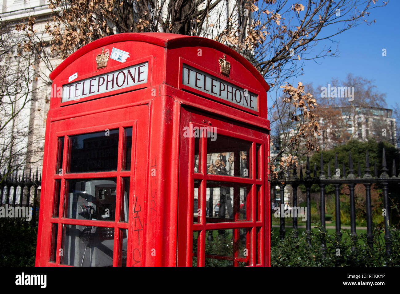 Old-fashioned red telephone box outside St Paul's Cathedral, London ...