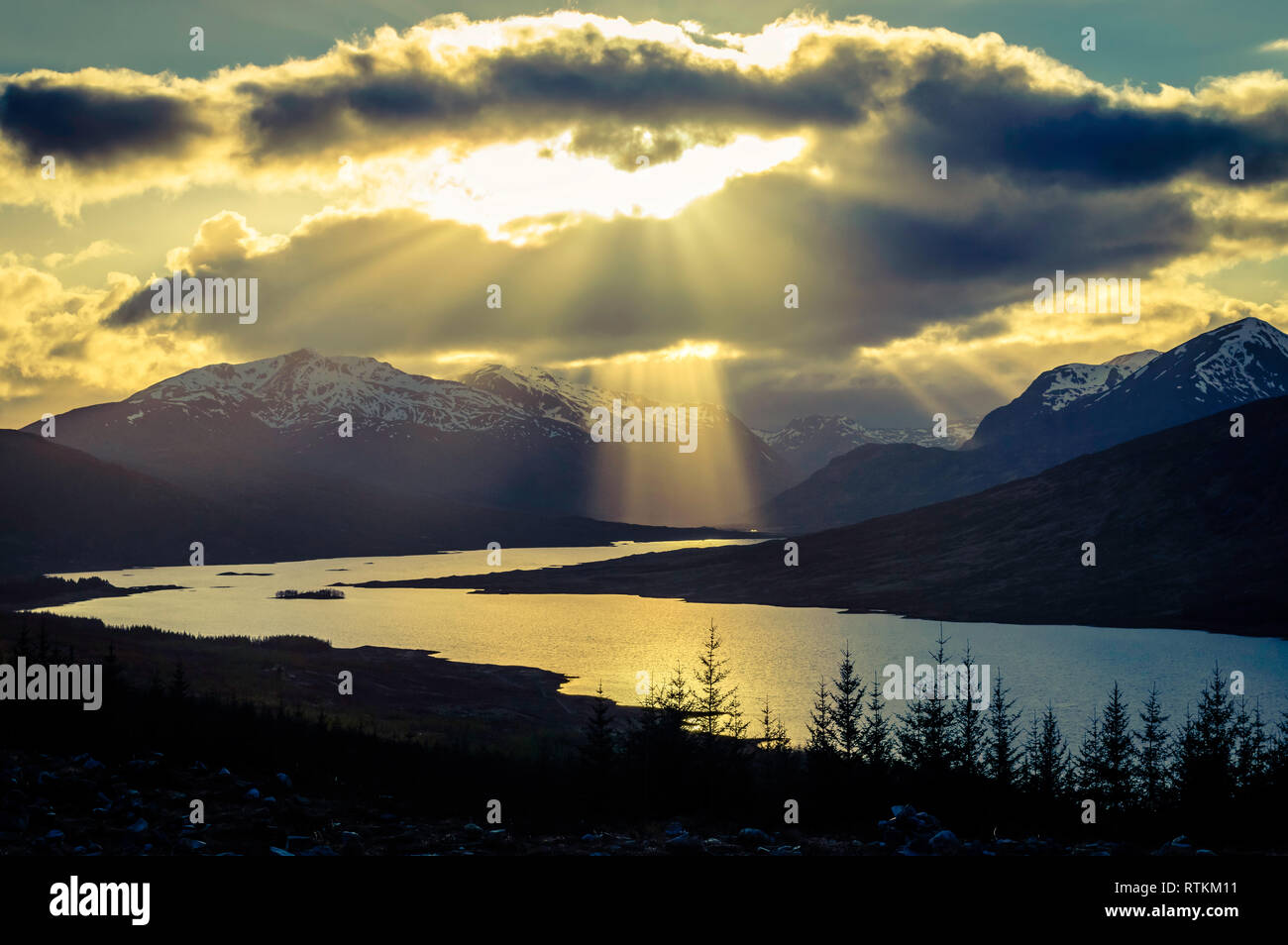 Loch loyne hi-res stock photography and images - Alamy