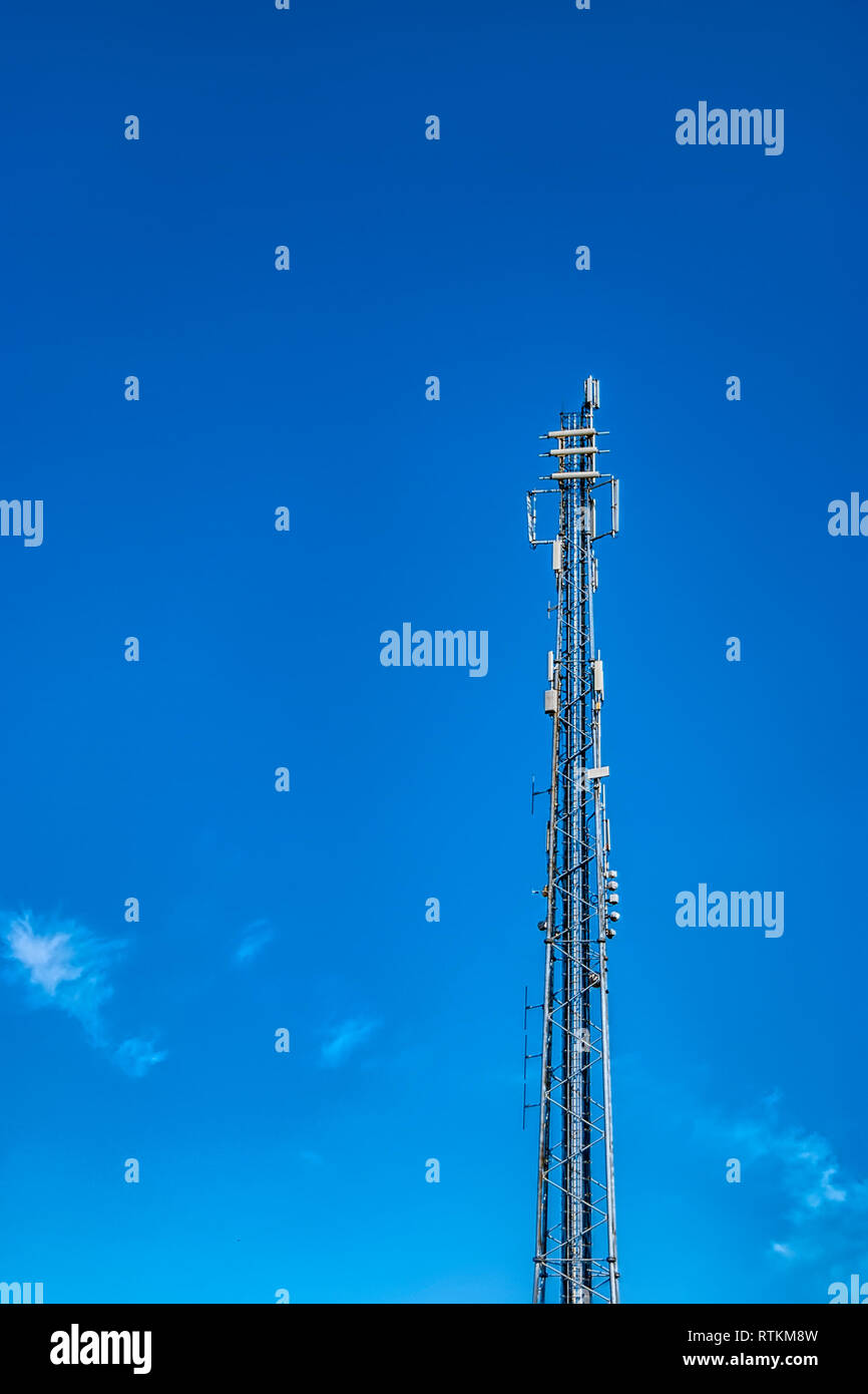 Communication mast hi-res stock photography and images - Alamy