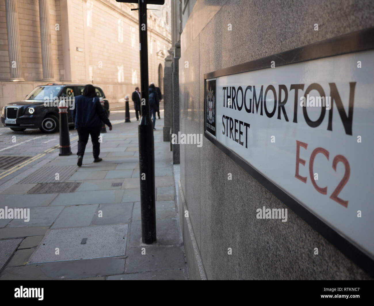 Throgmorton street sign hi-res stock photography and images - Alamy
