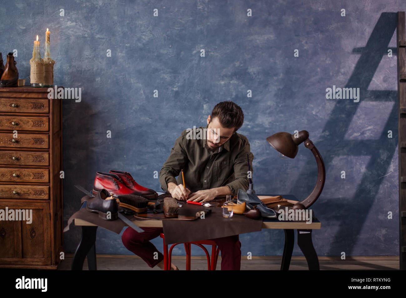 Footwear designing hi-res stock photography and images - Alamy