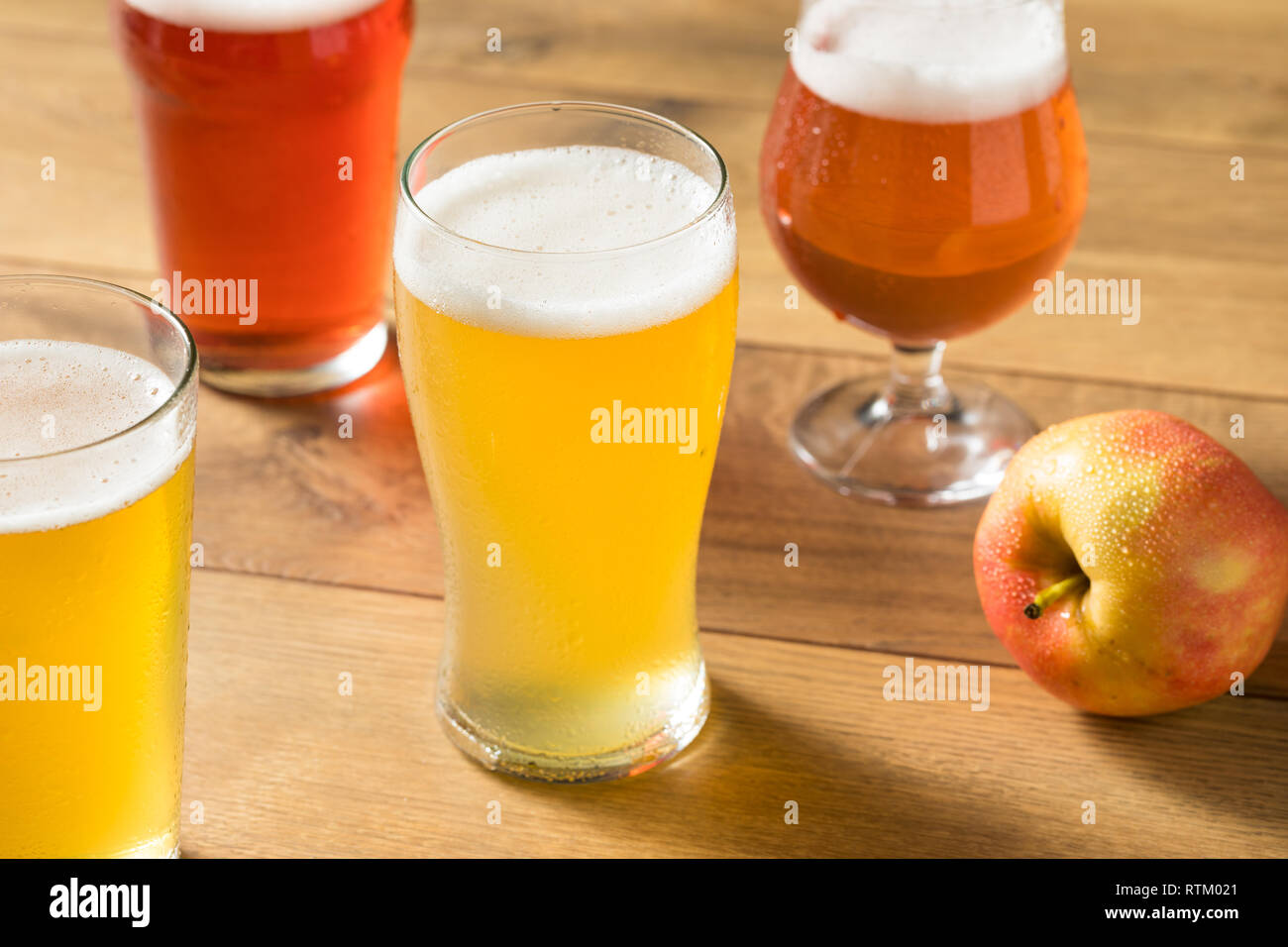 Cider glasses hi-res stock photography and images - Alamy